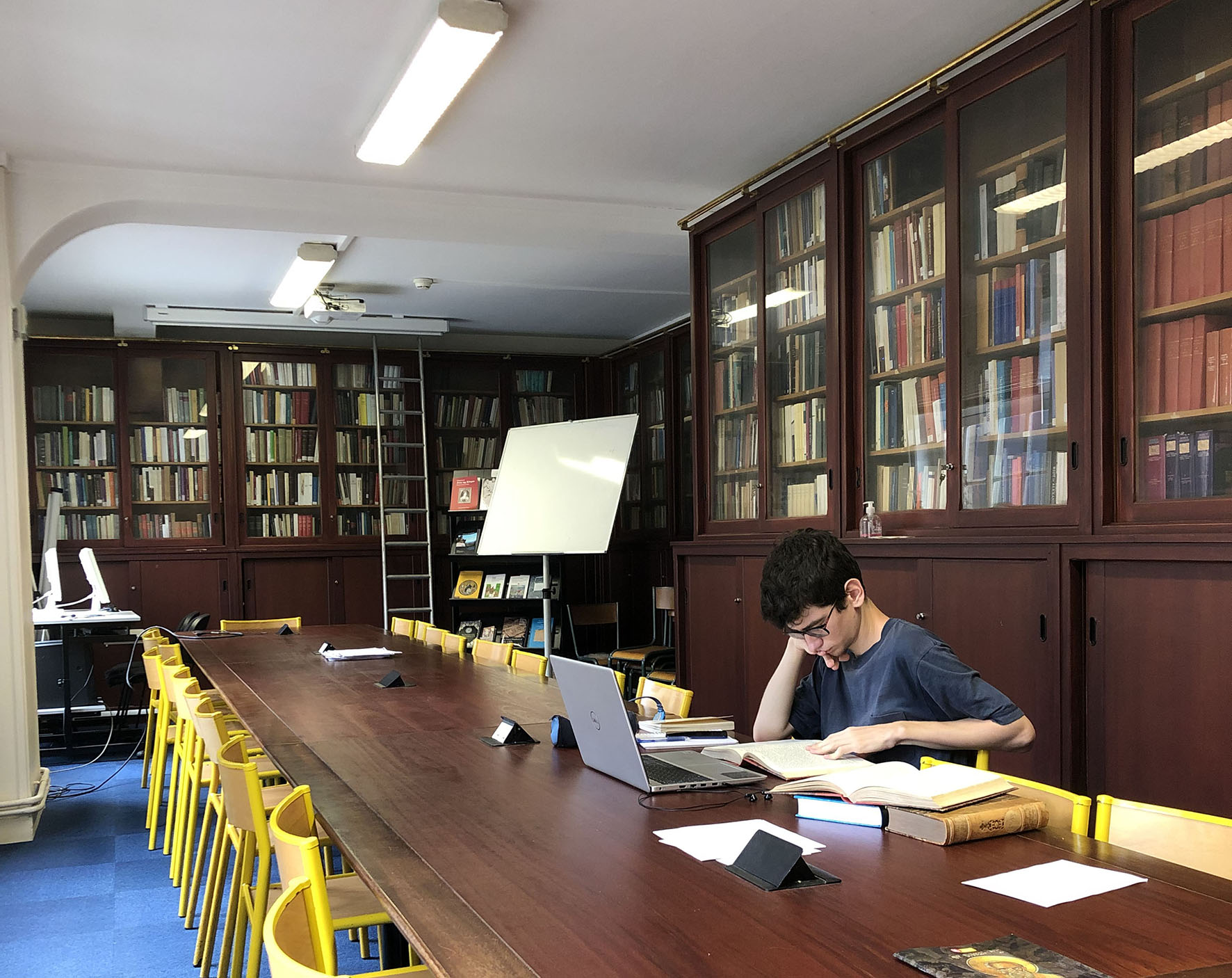 Bibliothèque de l'Institut de Recherche sur Byzance, l’Islam et la ...